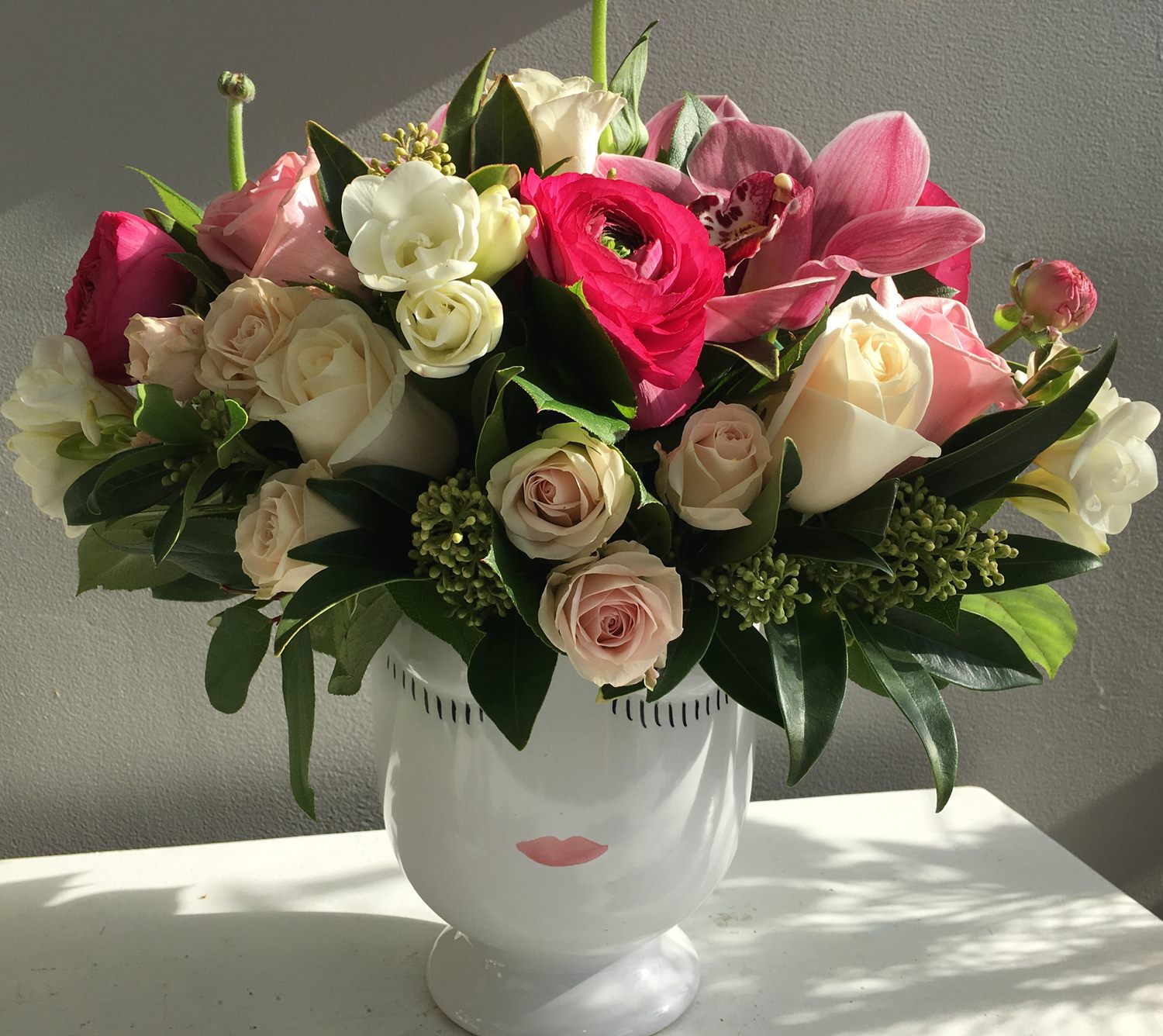 Buy Lolita flowers Online | Stavebank Florist