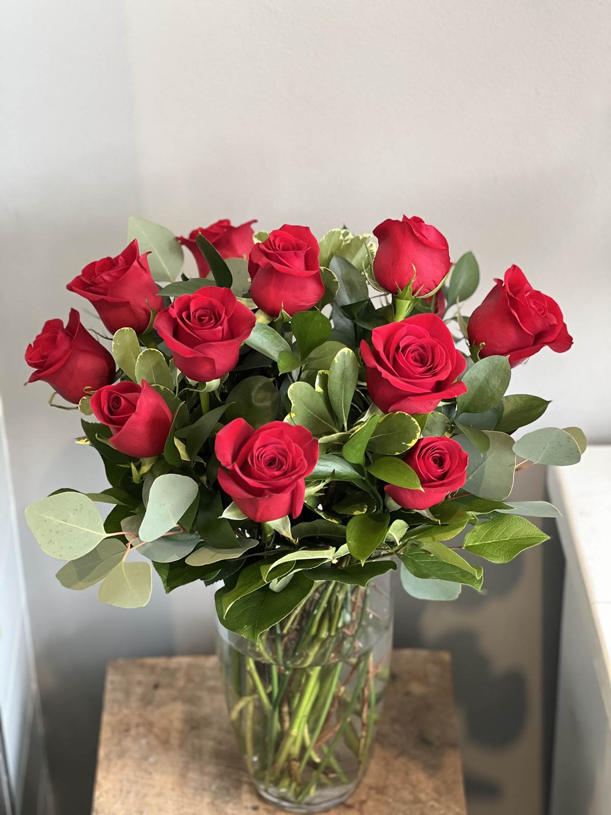 Fresh Flowers Longer: Expert Tips for Vibrant Blooms